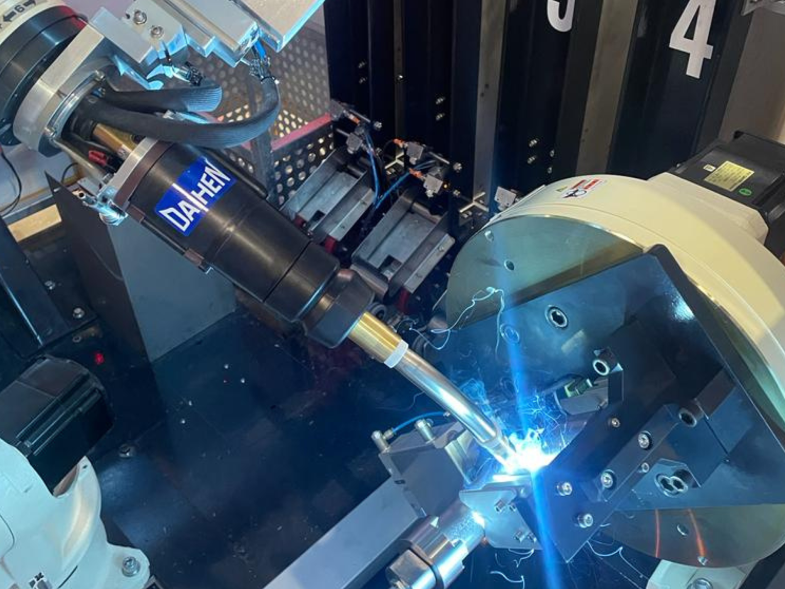 Custom Robotic Welding Cells | Autoa Robotic Welding