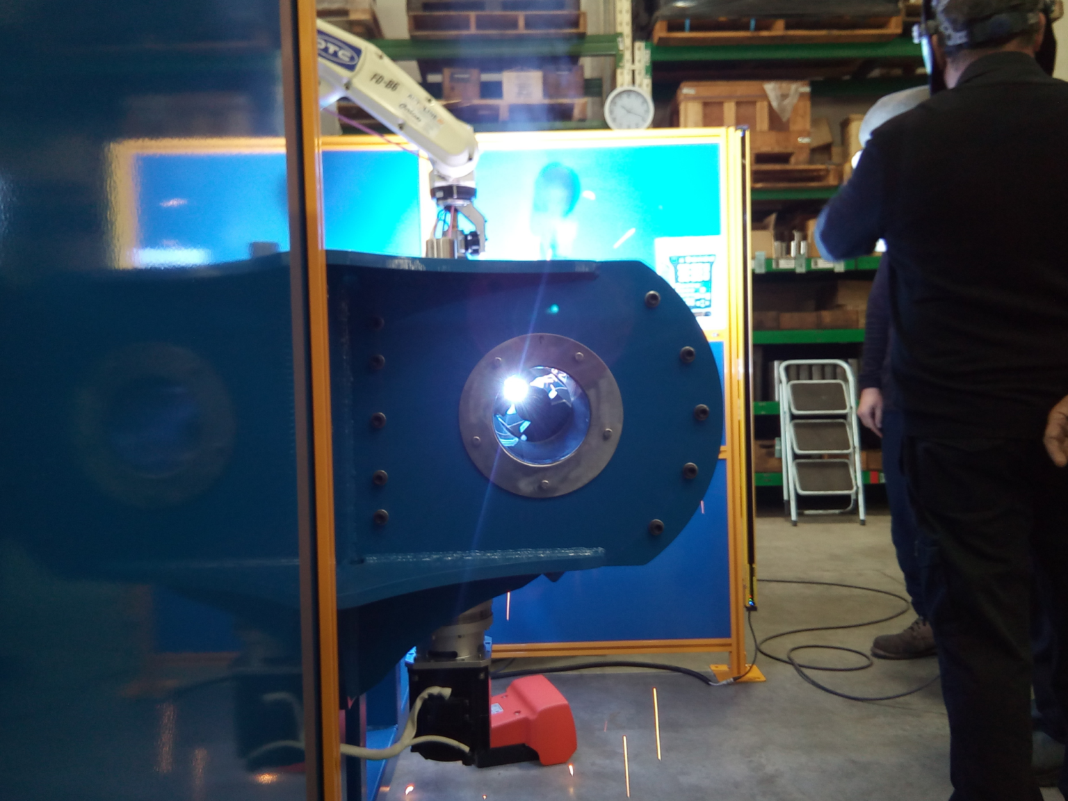 Custom Robotic Welding Cells | Autoa Robotic Welding
